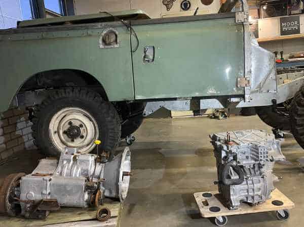 Electric land rover series 3 store